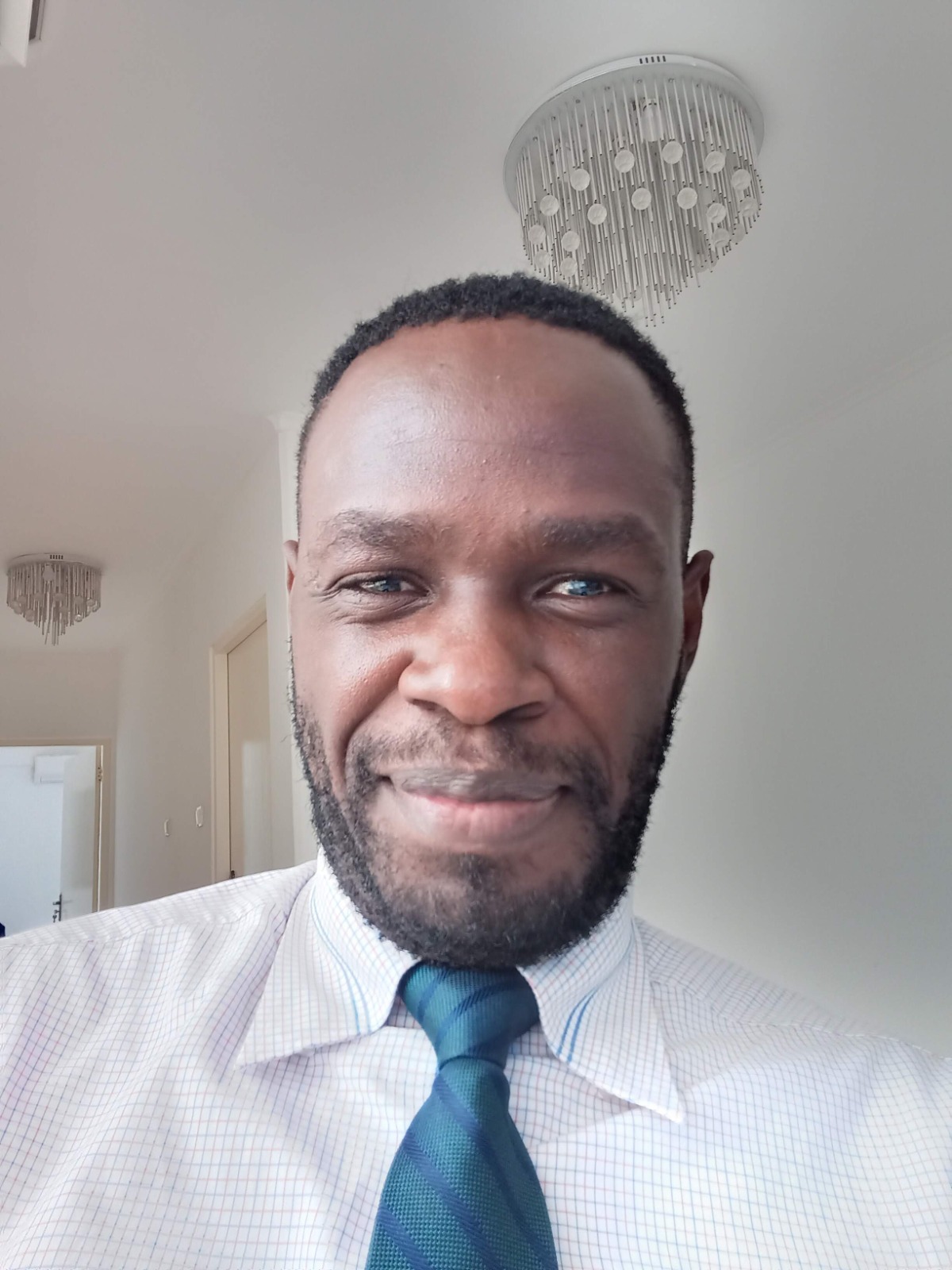 CNP - Carteira Profissional Digital de Angola